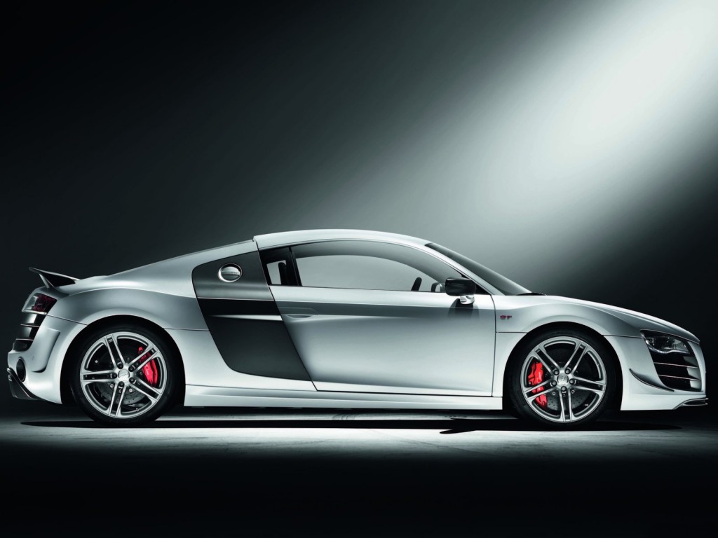 2011 Audi R8 - Automaniac.in